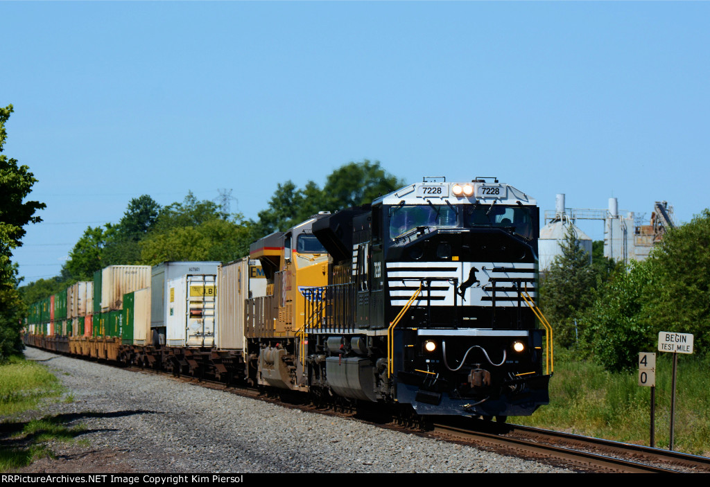 NS 7228 UP 2522 C45AH 24Z